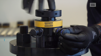 The Components of a Bolt Tensioner and how to assemble - Atlas Copco USA